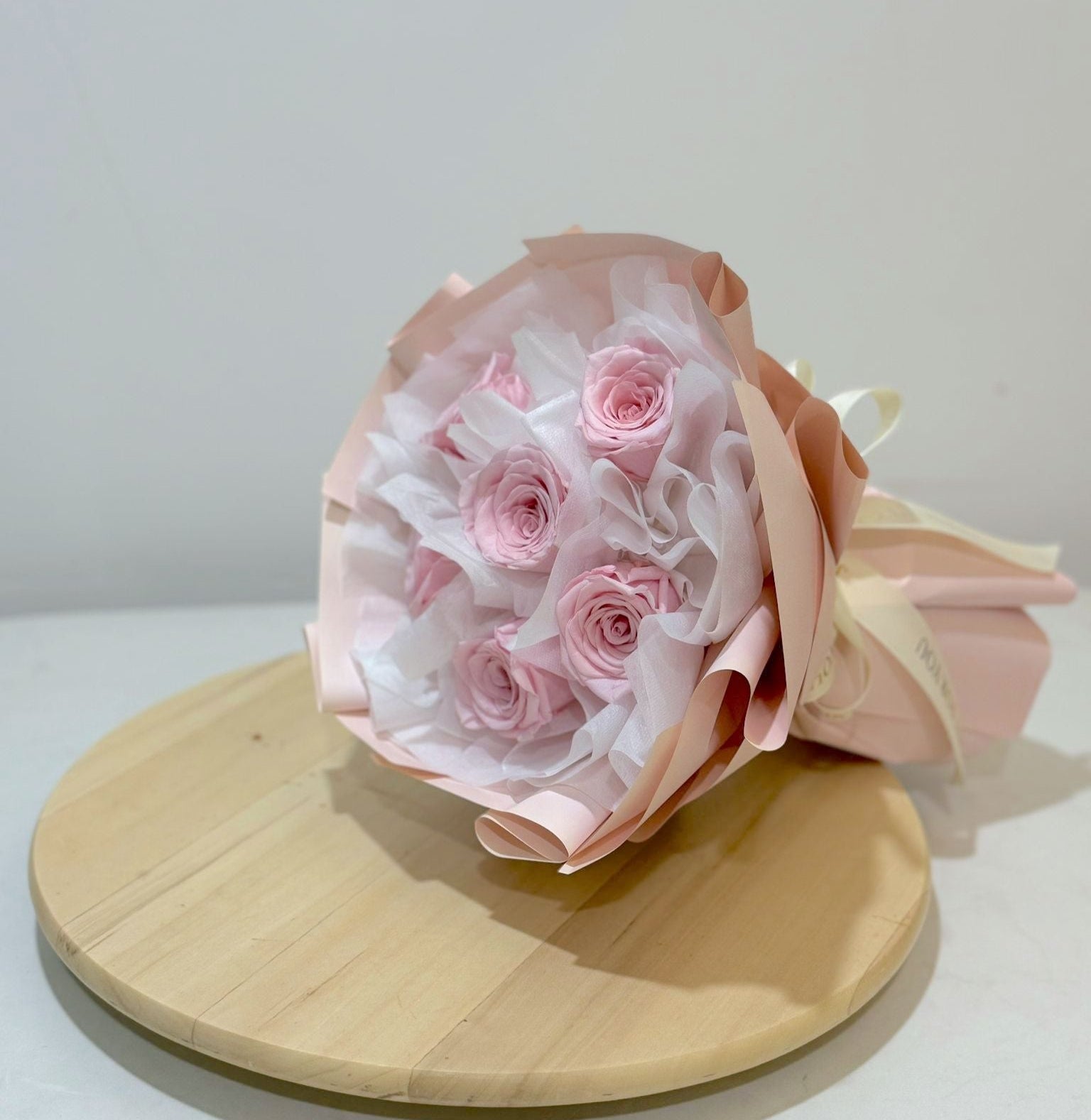 Signature Preserved Roses Bouquet - Sweet Pink – www.wgifts.sg