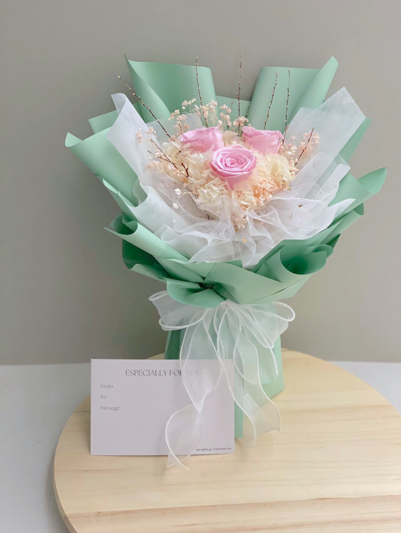 Classic Preserved Rose Bouquet - Pink Roses – www.wgifts.sg